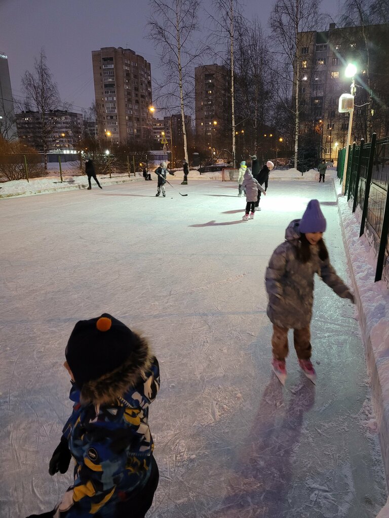 Buz pateni pistleri Ice rink, Saint‑Petersburg, foto