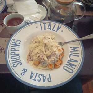 Ostashkoff (Leninskiy Avenue No:102А), restoran  Ostashkov'dan