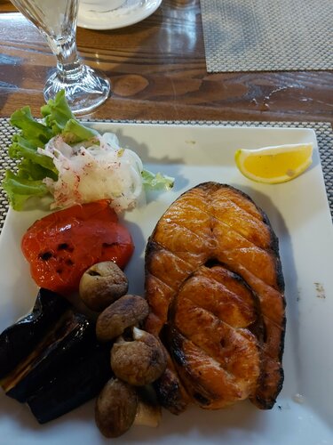 Restoran Tri kholma, Kaliningrad, foto