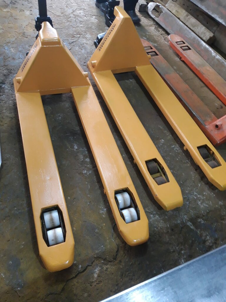 Alet onarımı Alternatif Transpalet Ve İstif Makinaları İmalatı Ve Servis Ltd. Şti, Sarıyer, foto