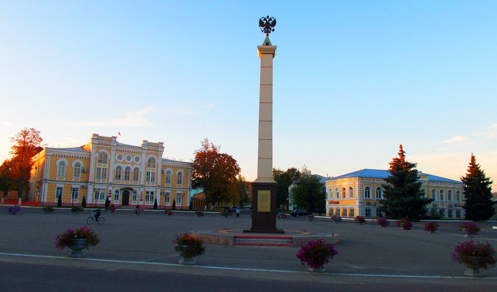 Anıt, heykel Колонна в честь императрицы Екатерины Великой, Boguçar, foto