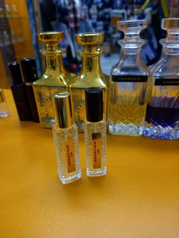 Kozmetik ve parfümeri mağazaları Pro-perfume, Yamal‑Nenets Özerk Bölgesi, foto