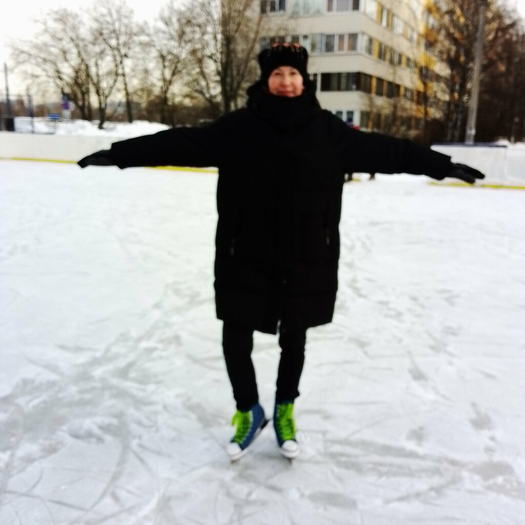 Buz pateni pistleri Ice rink, Saint‑Petersburg, foto