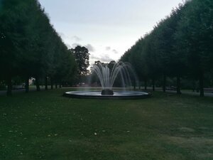 Fountain (Saint Petersburg, Smolny Garden-parter), çeşme  Saint‑Petersburg'dan