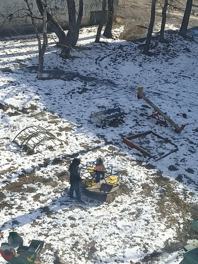 Oyun alanı Playground, Dalnegorsk, foto