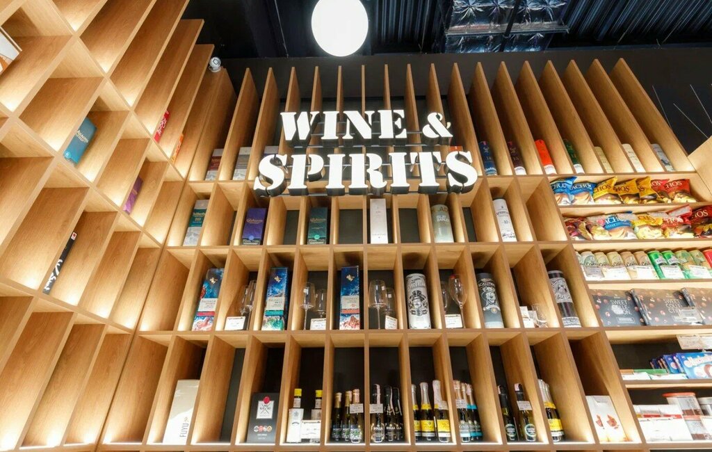 Alkollü içecekler Wine & Spirits, Grodno, foto