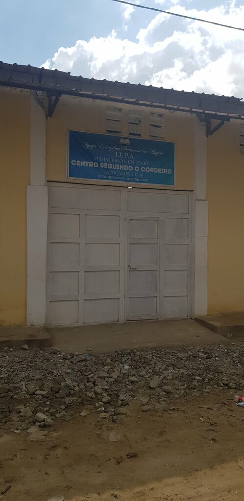 Protestan kilisesi Igreja Evangélica Pentecostal em Angola, Loanda, foto