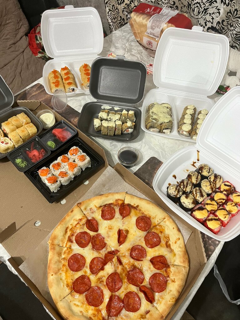 Suşi restoranı Палитра суши, Krasnodar, foto