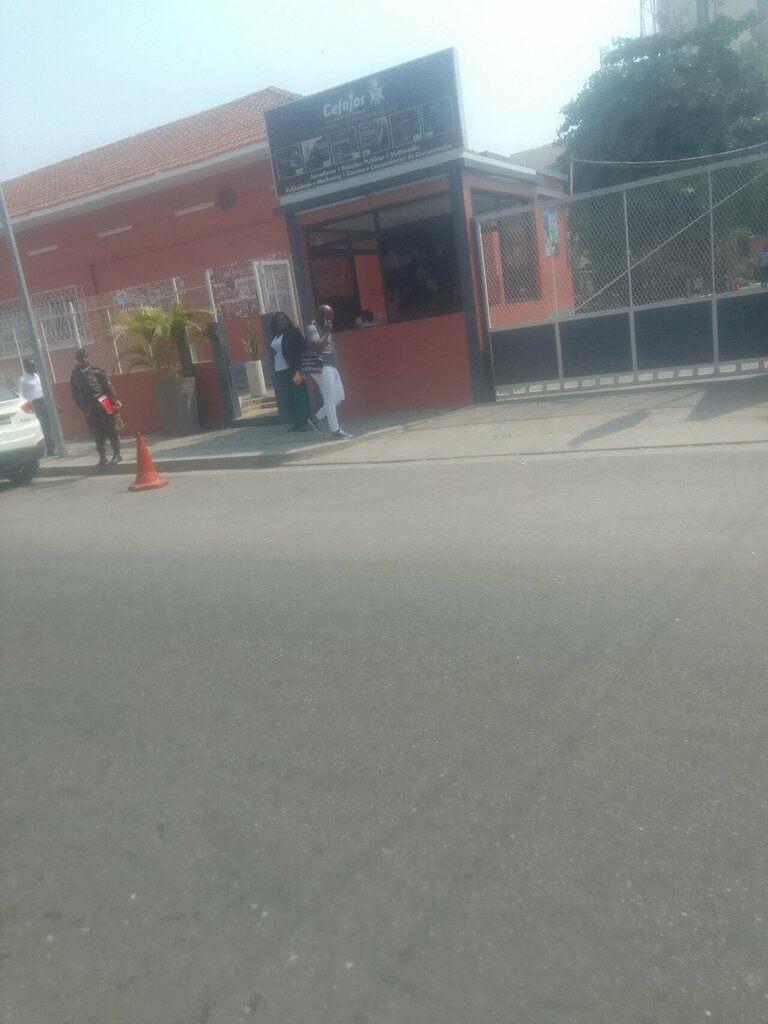 Eğitim merkezleri Cefojor, Loanda, foto