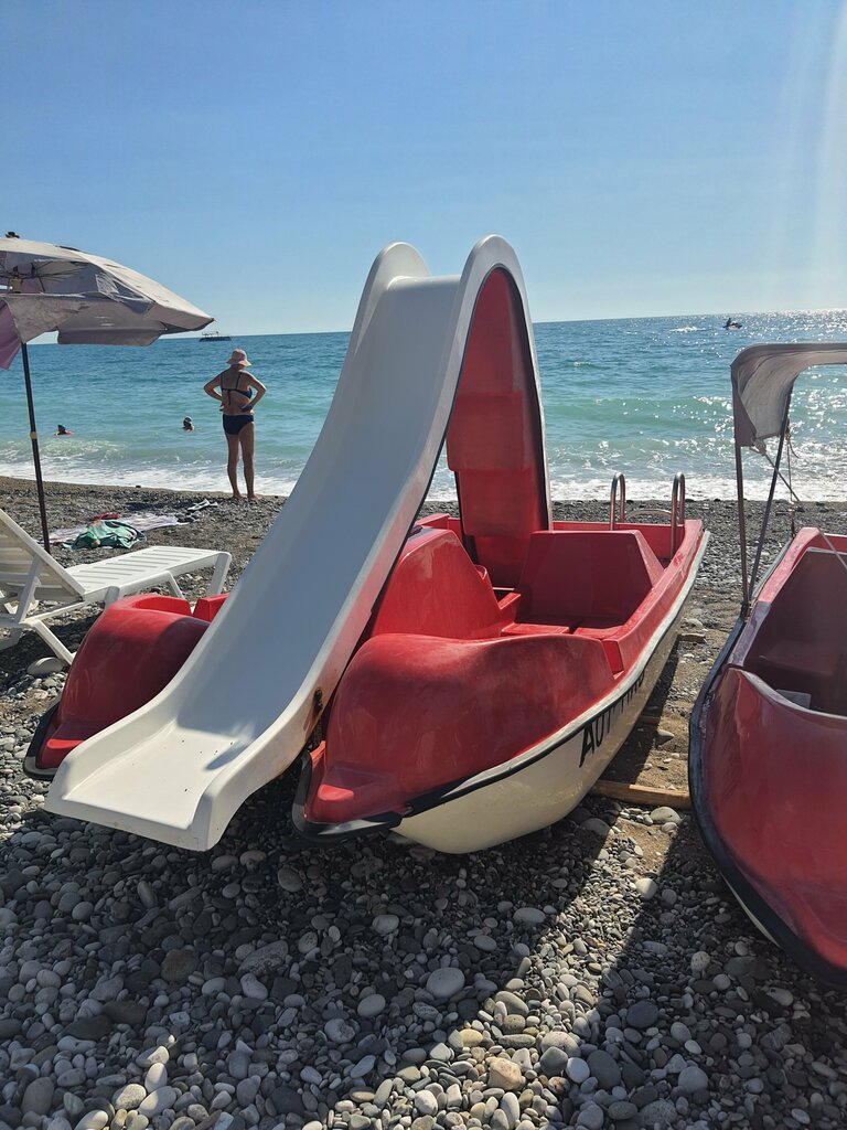 Kiralama noktası Прокат катамаранов, Gagra, foto