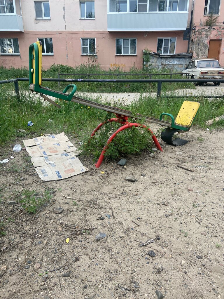 Oyun alanı Playground, Lensk, foto