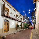 Dekel Holdings (Departamento de La Paz, El Alto, Panama, 2), yönetim ofisi  Bolivya'dan