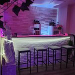 Polis (Naberezhnaya Street No:10), bar  Vladivostok'tan
