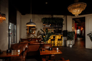 Cocos Lounge (Parfyonovskaya Street No:14к1, Saint Petersburg), restoran  Saint‑Petersburg'dan