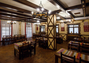 Dom Poleshuka (ulitsa Aleksandry Glushko No:5Б, Agricultural Settlement of Liaskavichy), restoran  Gomelskaya oblastından