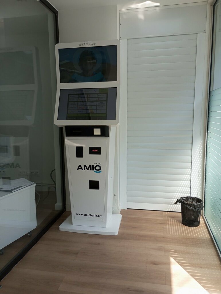 Ödeme terminali Amio Bank ATM, Erivan, foto