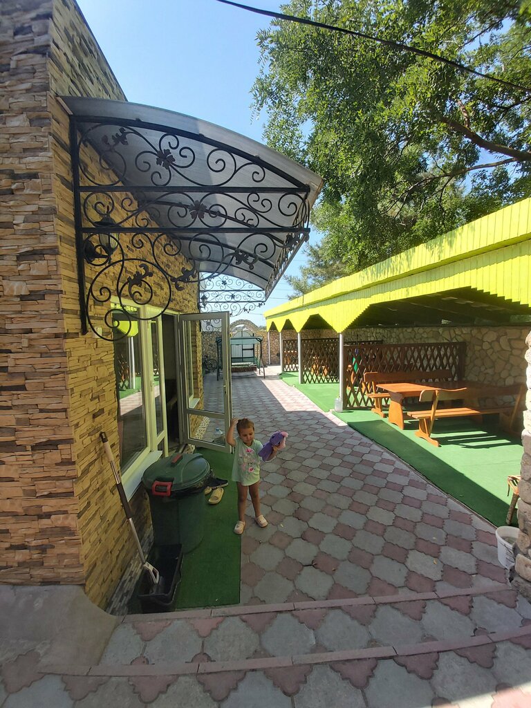 Konuk evi Сатурн, Kırım Cumhuriyeti, foto