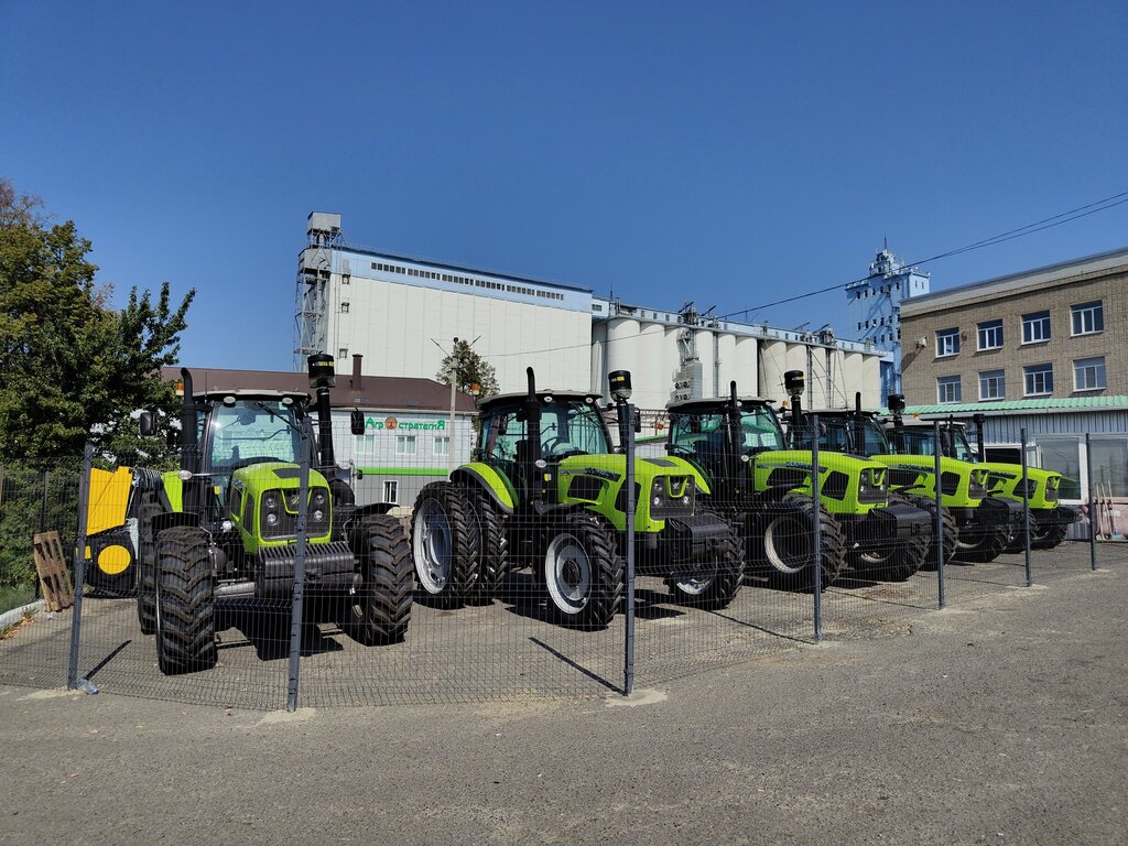 Tarım makineleri, ekipmanlar Agrostrategy, Orel, foto