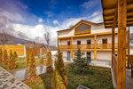 Taniqinn Dilijan Hotel (Hakobjanyan Street, 3rd Lane No:29), otel  Dilican'dan