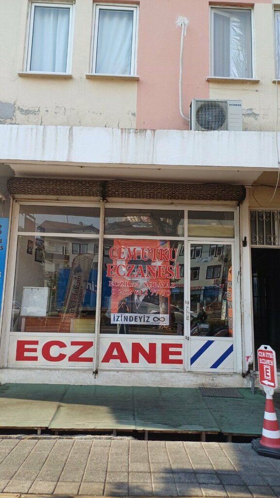 Eczaneler Cem Utku Eczanesi, Fethiye, foto