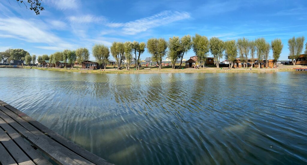 Balık çiftçiliği ve toptancıları Петровские пруды, Krasnodarski krayı, foto