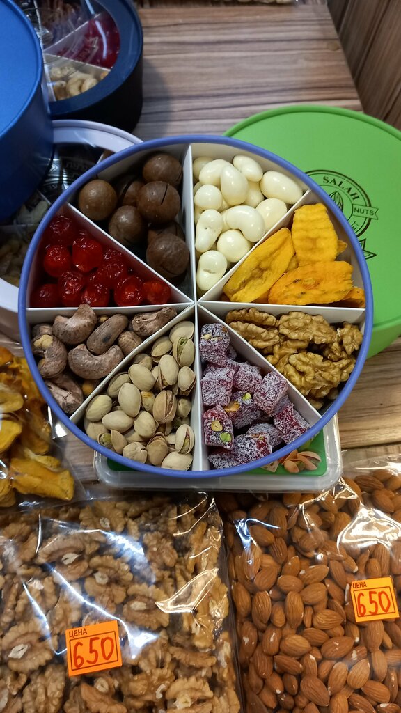 Kuruyemiş, atıştırmalık, kuru meyve Mo-Nuts, Saint‑Petersburg, foto