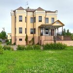 Bronna (Tsentralnaya ulitsa No:31, derevnya Kukkuzi), konuk evi  Saint‑Petersburg ve Leningradskaya oblastından