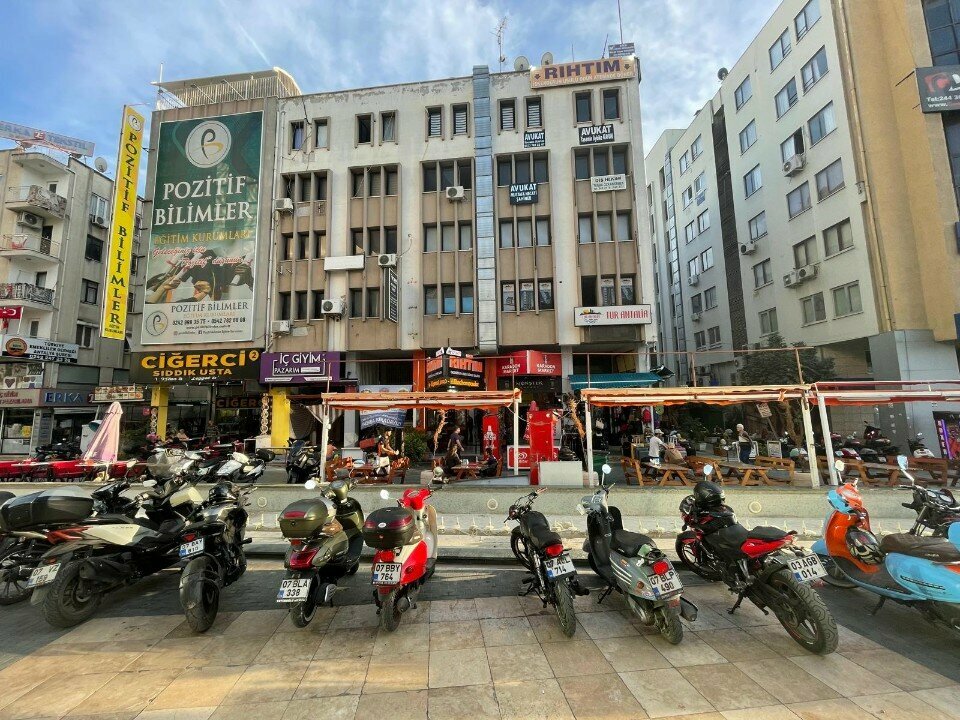 Özel ağız ve diş sağlığı klinikleri ve muayenehaneleri Diş Hekimi Tuğba Özkan Erbek, Antalya, foto