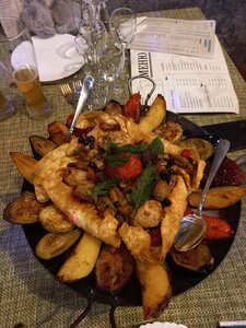 Kaspiy (ulitsa Dzerzhinskogo No:18А), restoran  Apatity'den