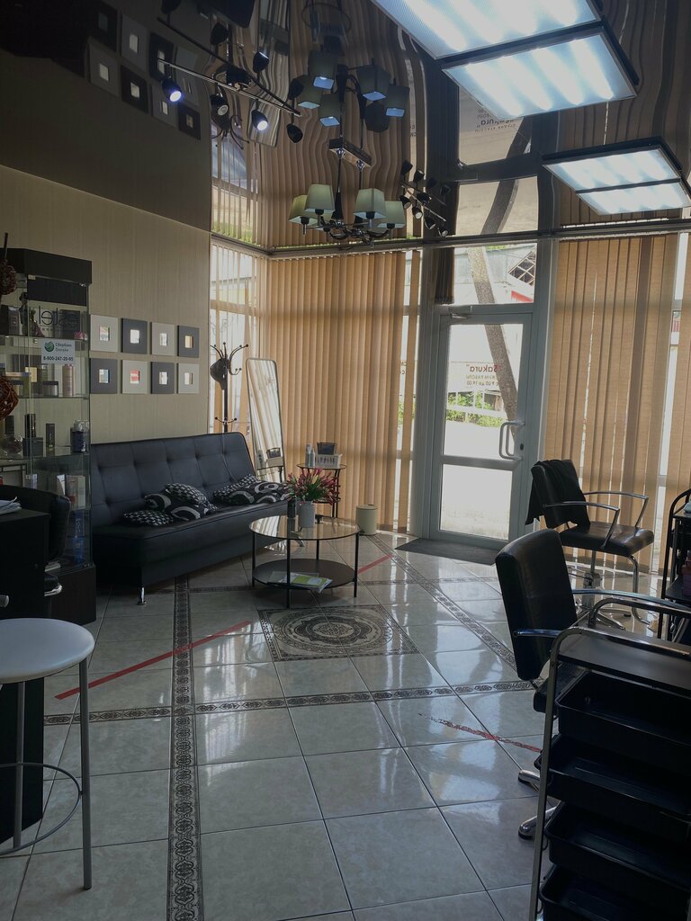 Güzellik salonu Studiya krasoty Sakura, Krasnodarski krayı, foto