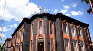 Fayton (Haghtanak Avenue No:3), restoran  Gümrü'den