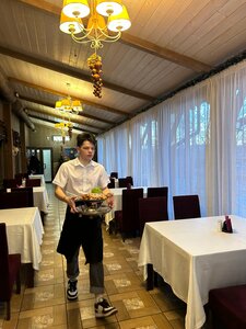 Vstrecha (Kalinina Square No:1Б), restoran  Kaliningrad'dan