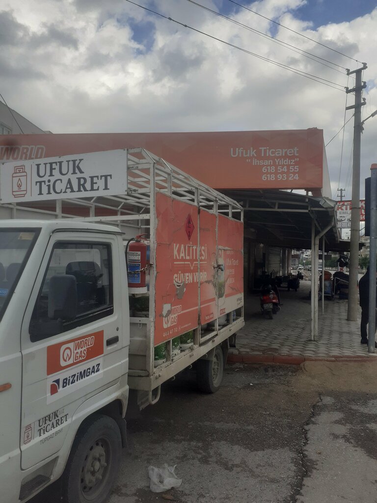 Tüp bayileri Ufuk Ticaret, Arsuz, foto