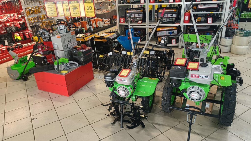 Elektrik ve benzinle çalışan aletler Tmk Instrument, Orenburg, foto