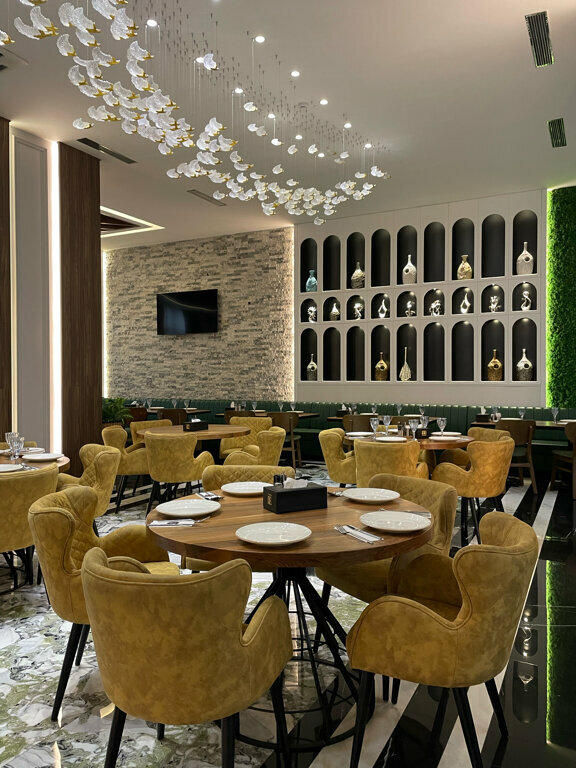 Restoran Taylan Shef Steakhouse, Duşanbe, foto