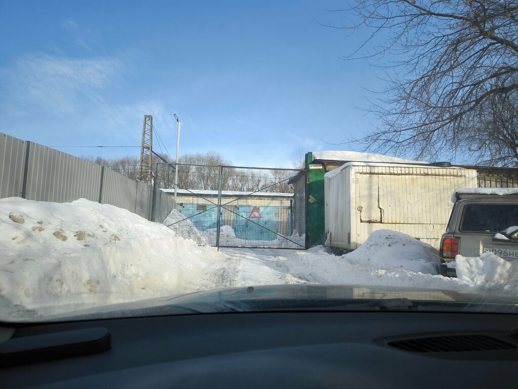 Otomobil servisi Petrov-garage 24, Moskova, foto