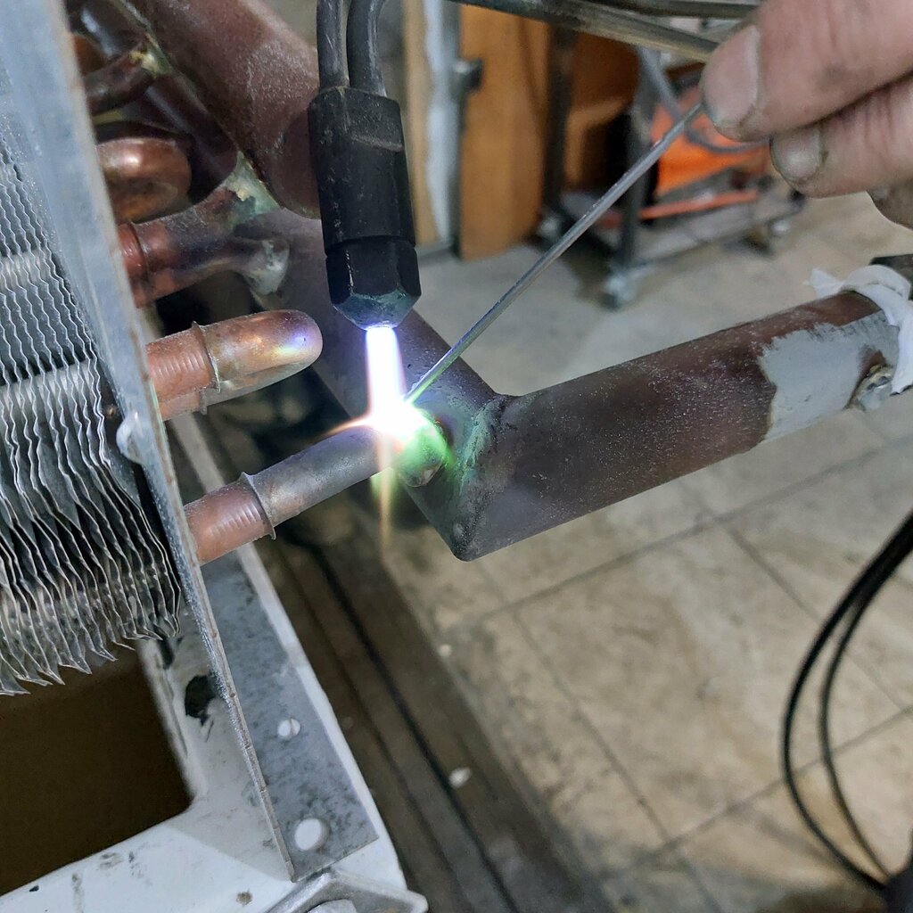 Kaynak işleri МТЦ Технологии сварки и пайки, Çeliabinsk, foto