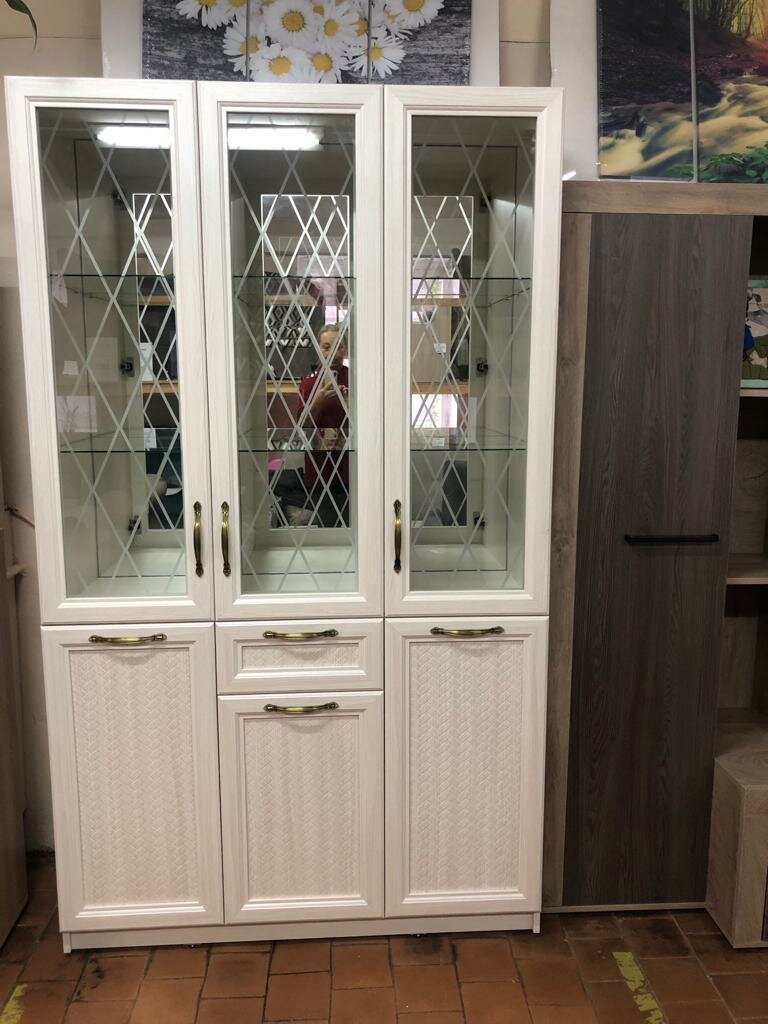 Mobilya mağazaları Alleya Mebeli, Vologodskaya oblastı, foto