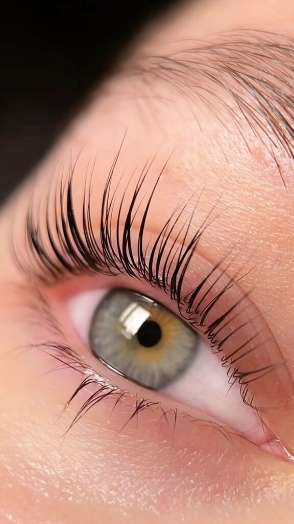 Kaş ve kirpik salonu Annabrowlash, Saint‑Petersburg, foto