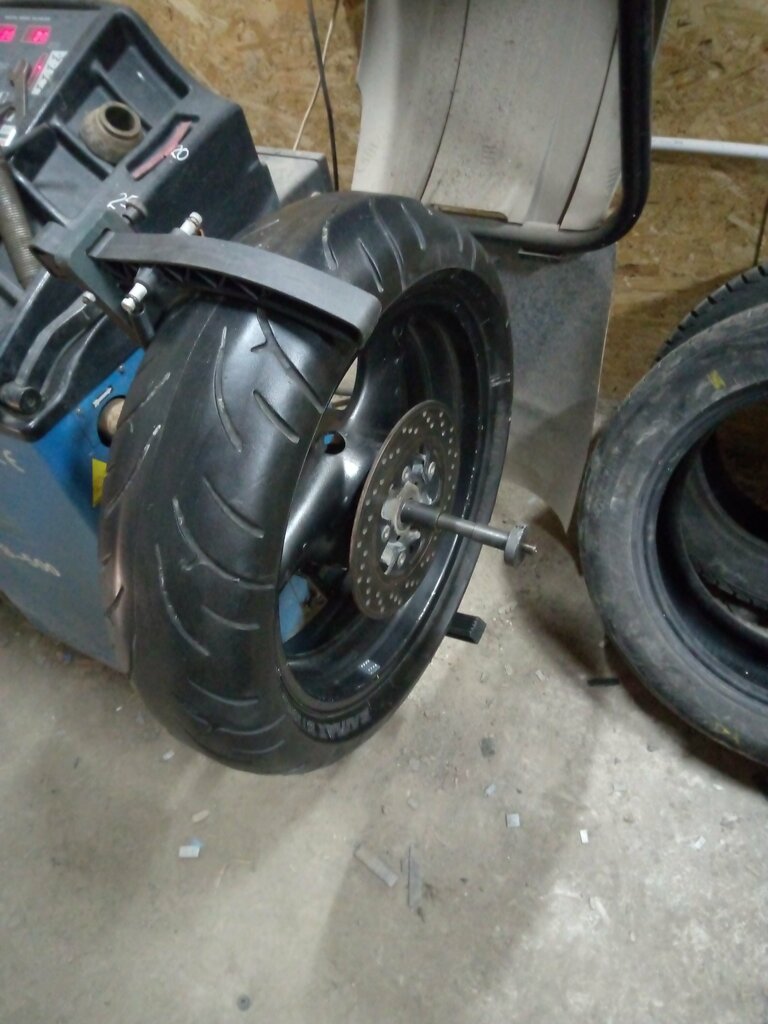 Oto lastik tamiri Шиномонтаж, Voronejskaya oblastı, foto