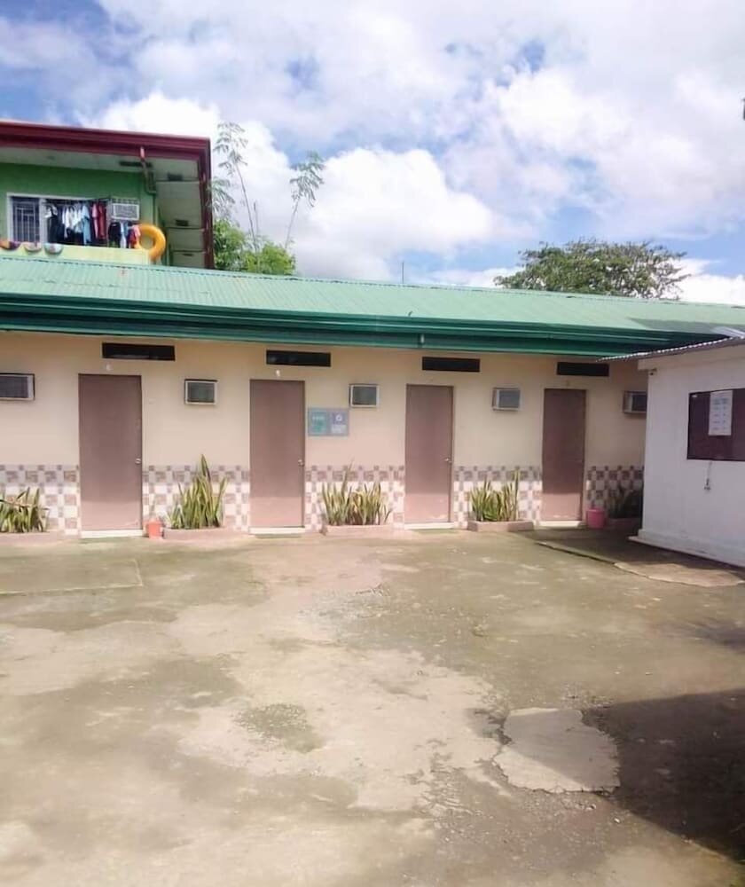Otel Happy Inn Pension House, Dipolog, foto