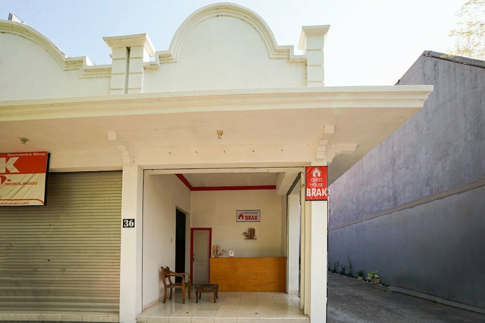 Otel Oyo 1482 Brak Guest House, Probolingo, foto