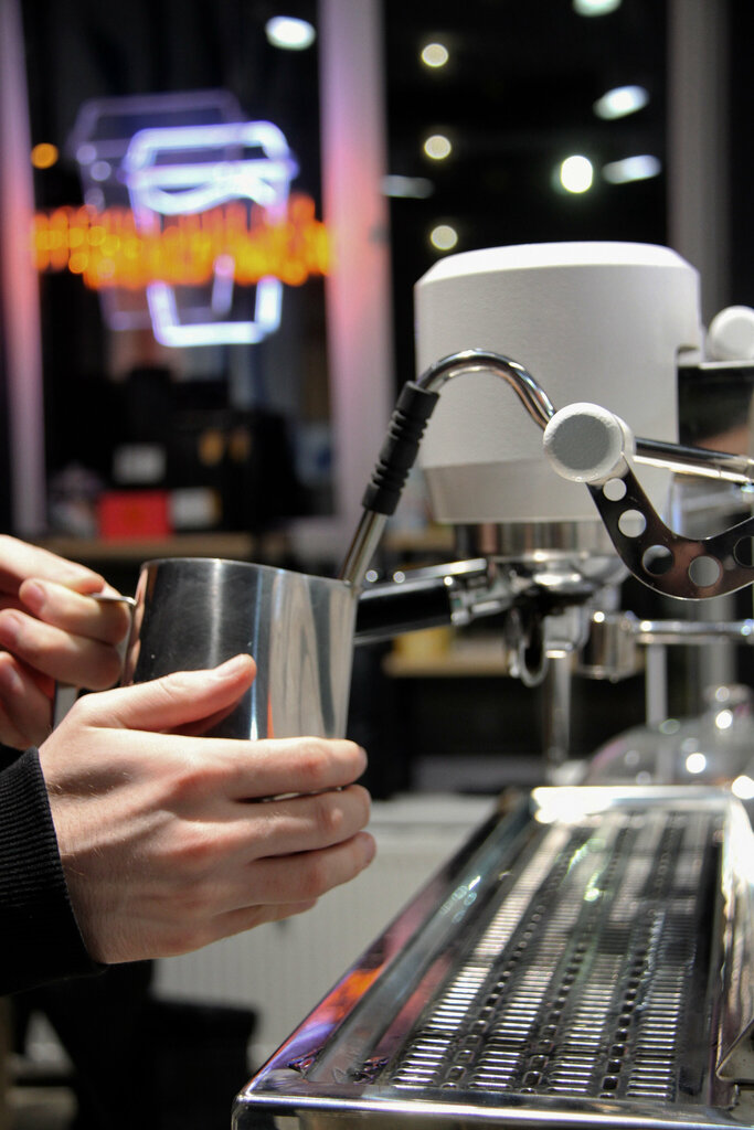 Kahve dükkanları Re: Coffee, Mytişçi, foto