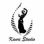Kauri Studio (Udarnikov Avenue No:33), dans okulları  Saint‑Petersburg'dan