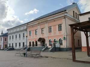 Dom Kultury Rayonny (Grodzienskaja Region, Navagrudak, Pashtovy zavulak), kültür ocakları  Novogrudok'tan