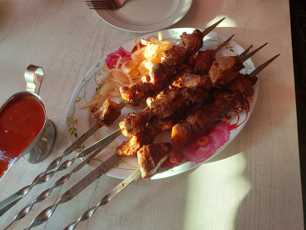 Kafe SHashlyk-mashlyk, Almatı, foto