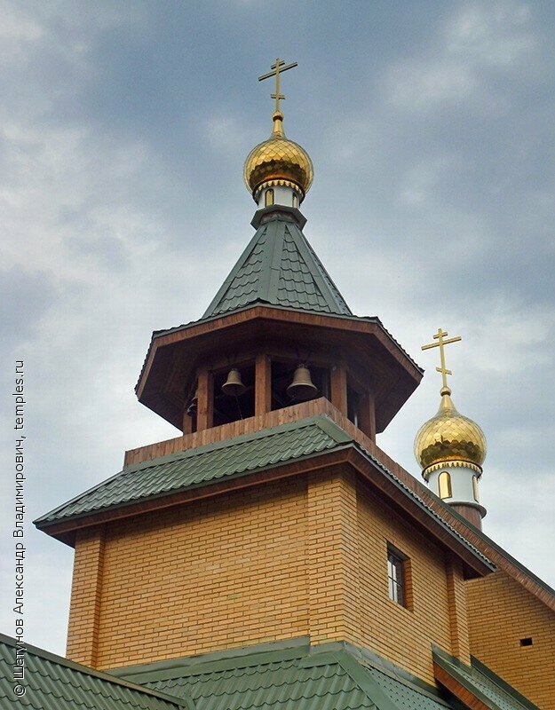 Ortodoks kiliseleri Успенская церковь, Sverdlovskaya oblastı, foto