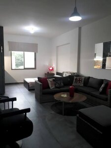 Studio In Dbayeh In A Prime Location, Wifi, 38sqm (Mount Lebanon Range), otel  Dünya'dan