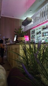 Georgia (ulitsa Ostrovskogo No:44), restoran  Oktiabrski'den