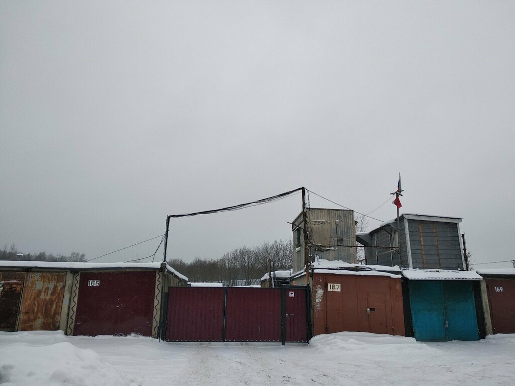 Garajlar ГК Заречный, Lobnia, foto